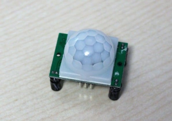 PIR Motion Sensor and Buzzer using Raspberry Pi - Technical Ustad