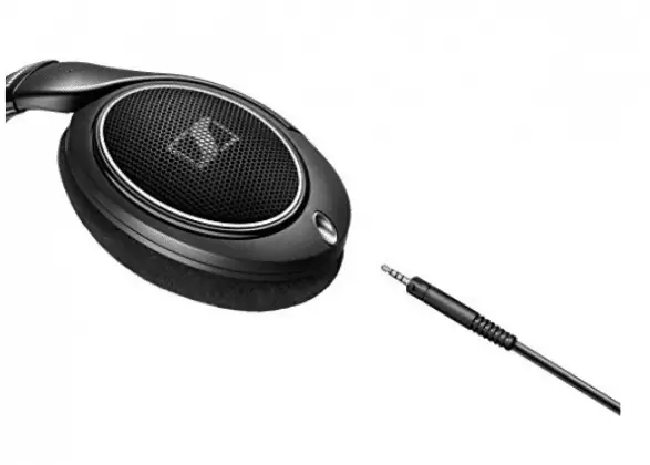 7 Best DJ Headphones in 2022 With Mind Blowing Sound