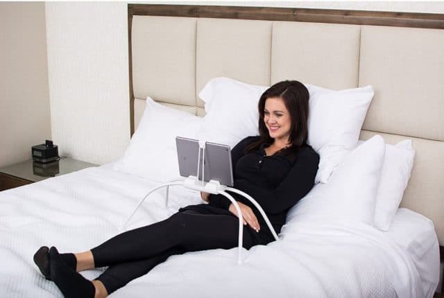 13 Best iPad Stands For Bed -Get Cozy & Comfortable in 2025