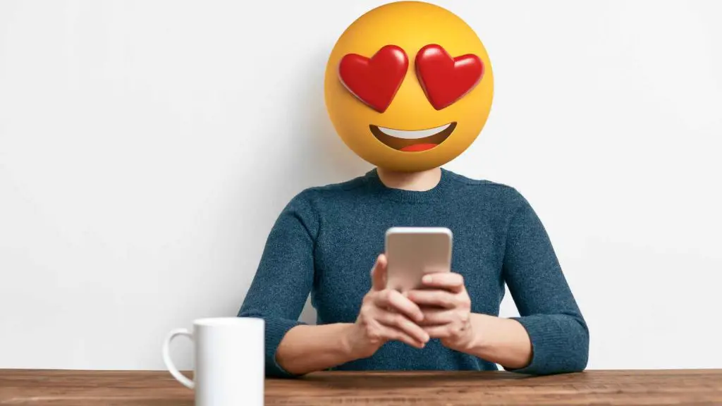 How To Create Your Own Emoji on Android, iOS & Windows 😎